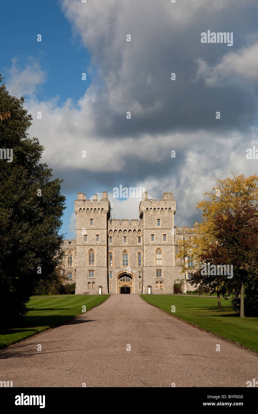 Fall trees windsor castle hi-res stock photography and images - Alamy