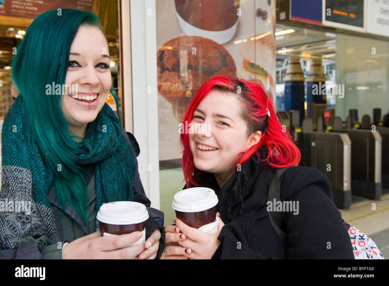 Liverpool girls hi-res stock photography and images - Alamy