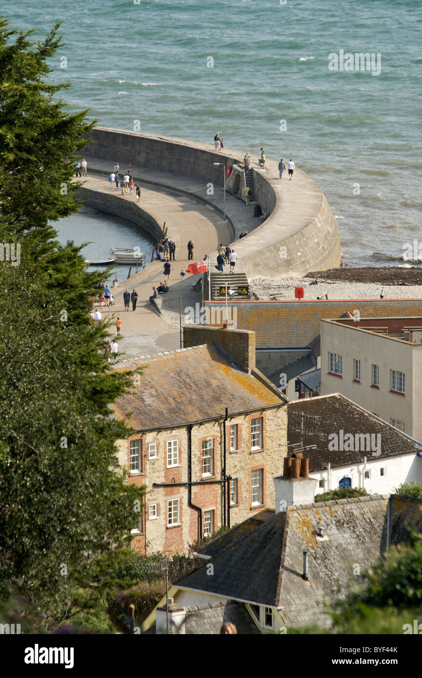 Cobb in lyme regis made hi-res stock photography and images - Alamy