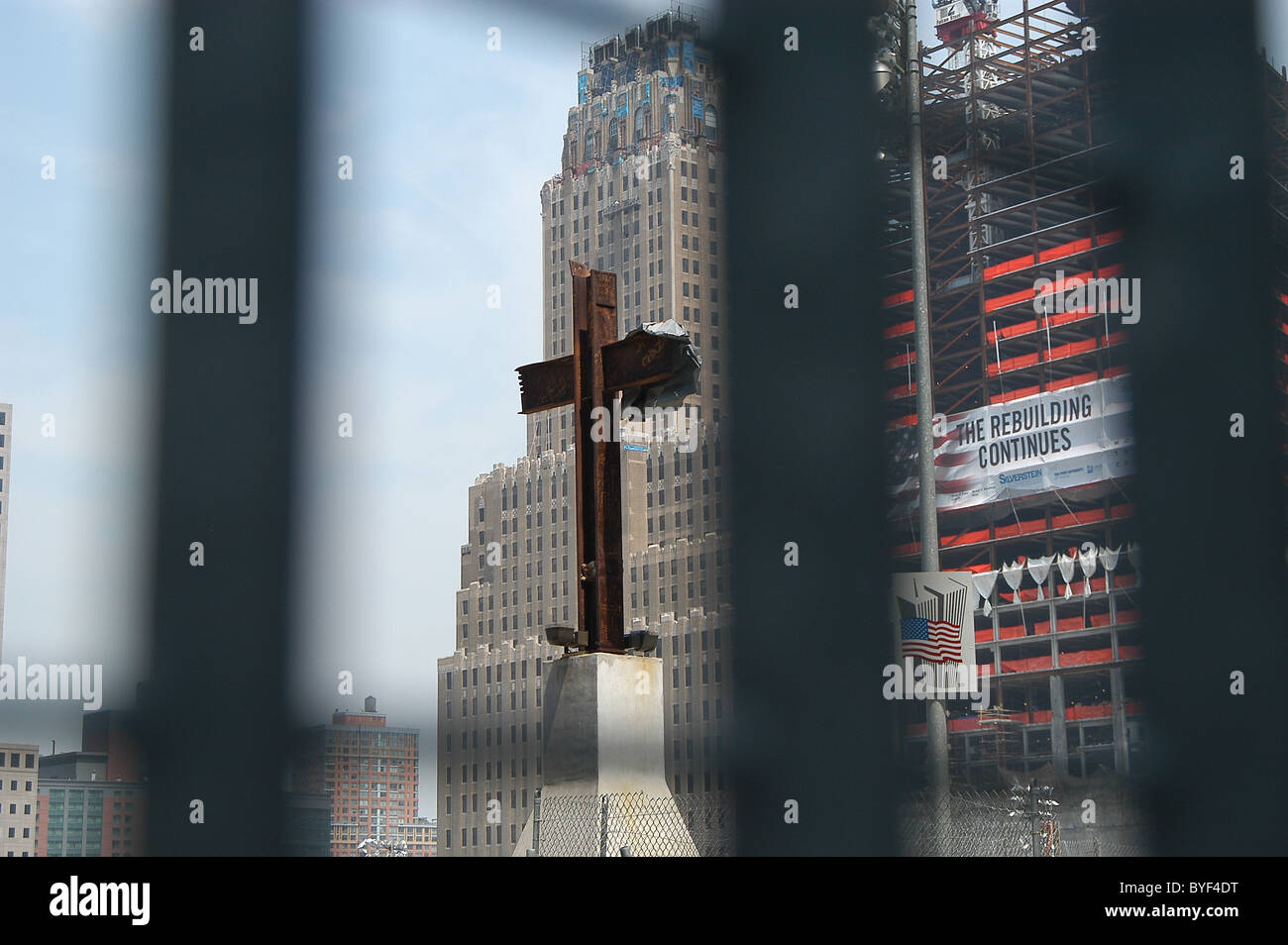 Ground zero cross hi-res stock photography and images - Alamy