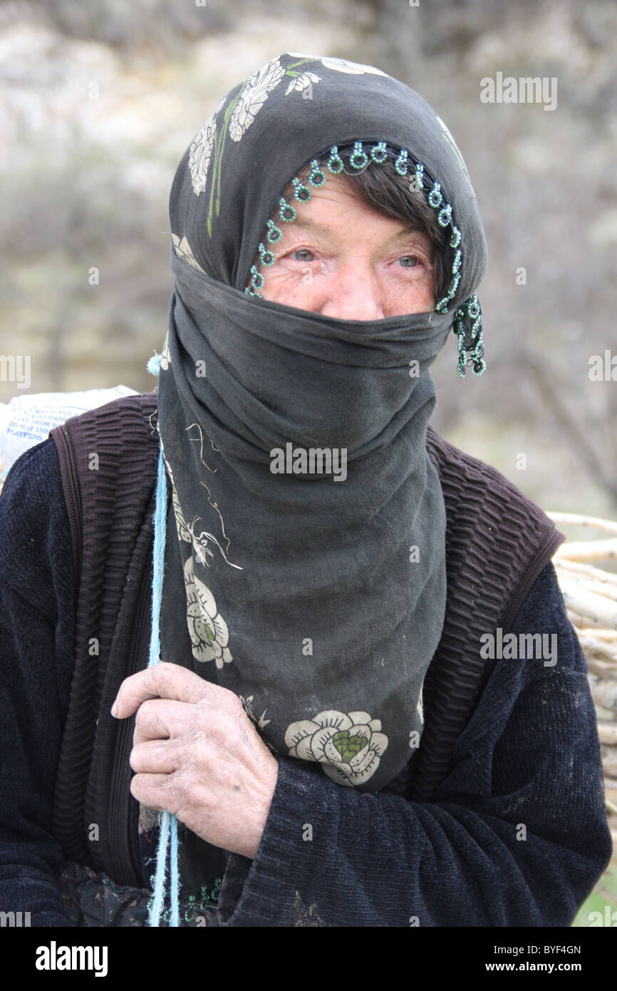 Traditional lady in Cappadocia, Turkey Stock Photo - Alamy