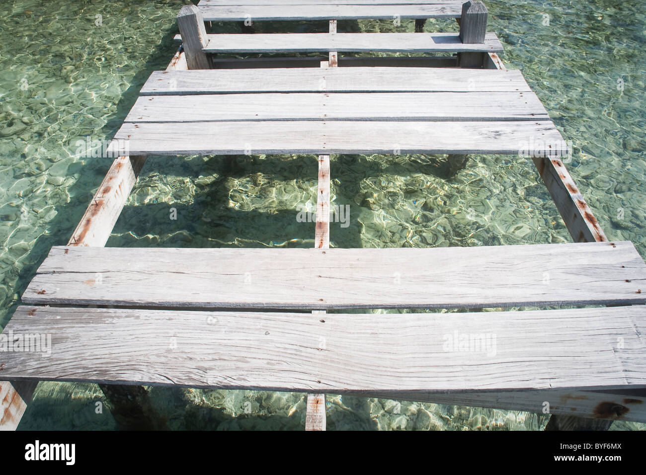 Broken dock hi-res stock photography and images - Alamy