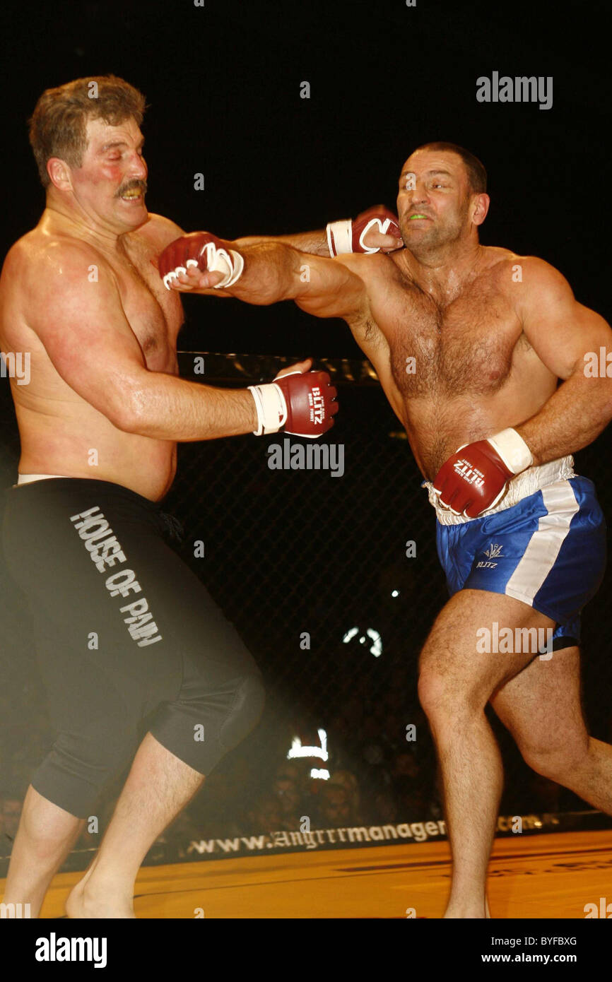 Dan "the beast" Severn vs Deathwish Dave Cage Rage fighting at Wembley ...