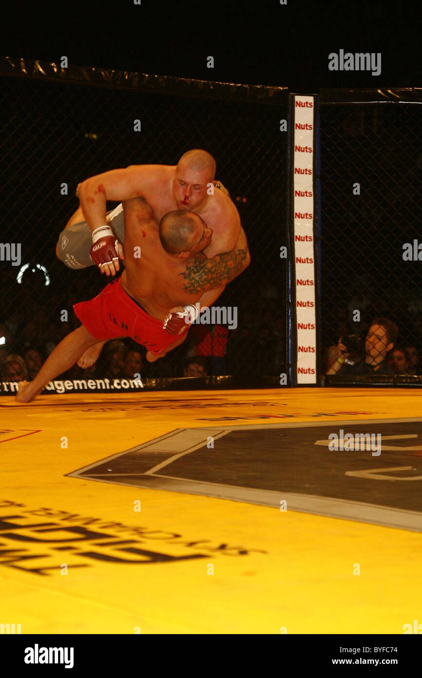 Tengiz Tedoradze Cage Rage fighting at Wembley Arena London, England ...