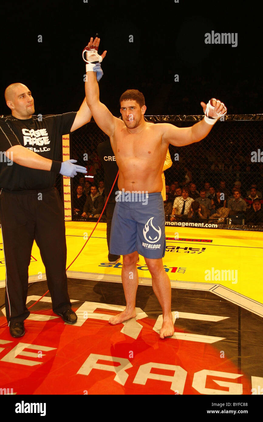 Tom Blackledge Cage Rage fighting at Wembley Arena London, England - 10 ...