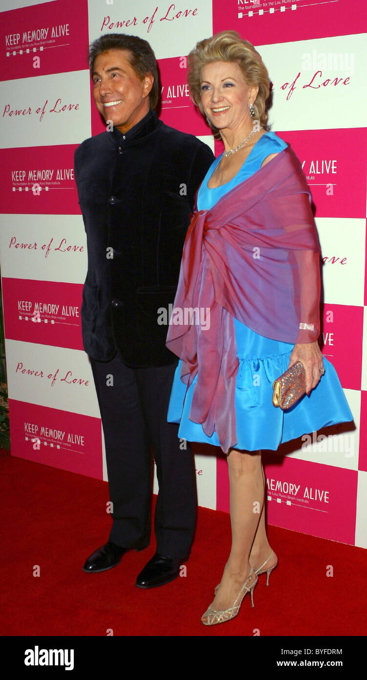 Steve wynn and elaine wynn hi-res stock photography and images - Alamy