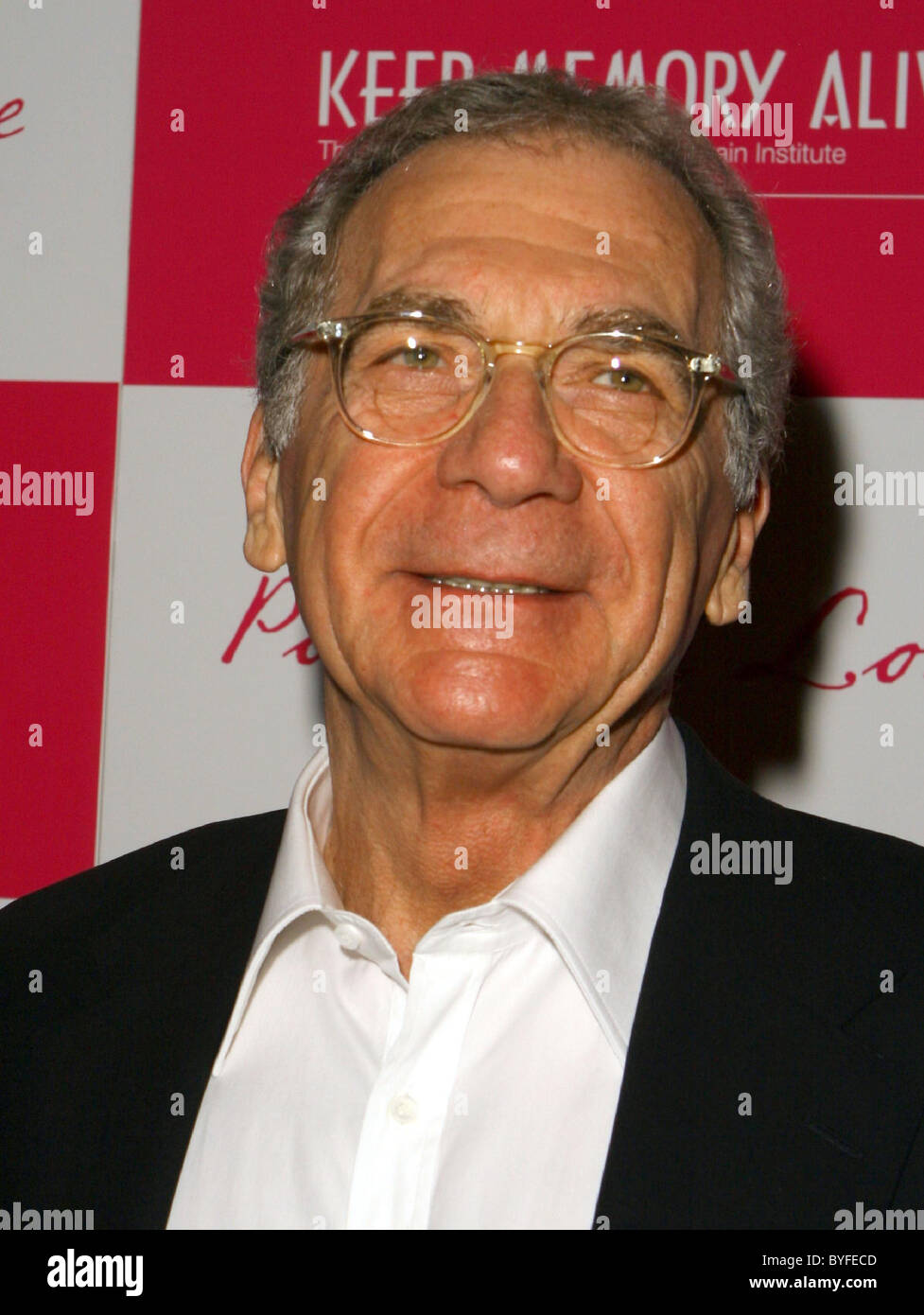 DIRECTOR POLLACK DIES Oscar-winning director SYDNEY POLLACK has died of ...