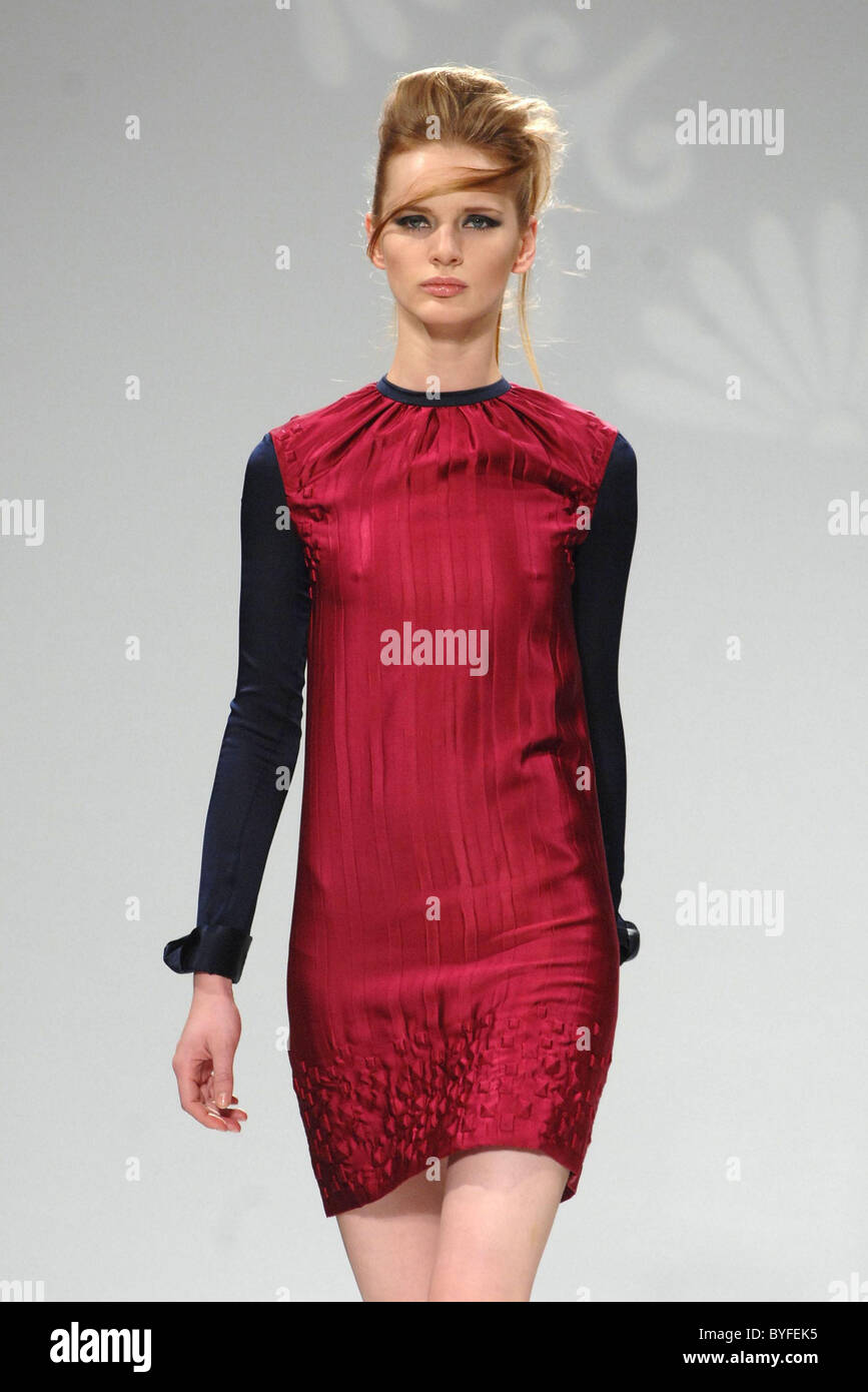 London fashion week kisa show hi-res stock photography and images - Alamy