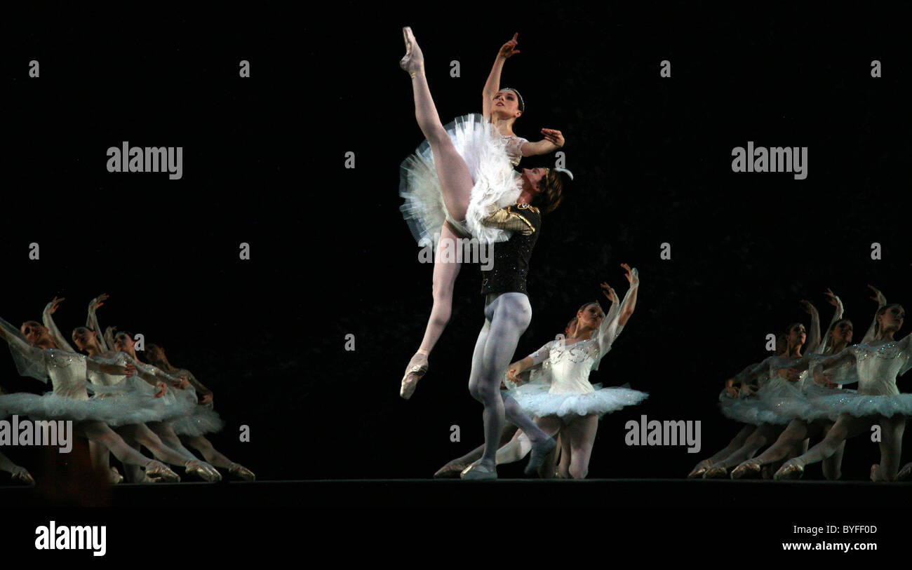 Sadlers Wells Ballet High Resolution Stock Photography and Images - Alamy