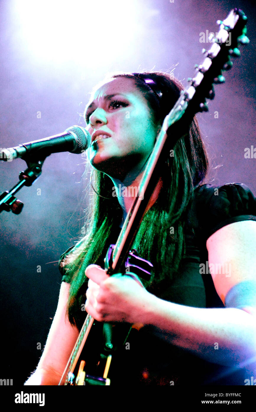 Sandi Thom In Concert High Resolution Stock Photography and Images - Alamy