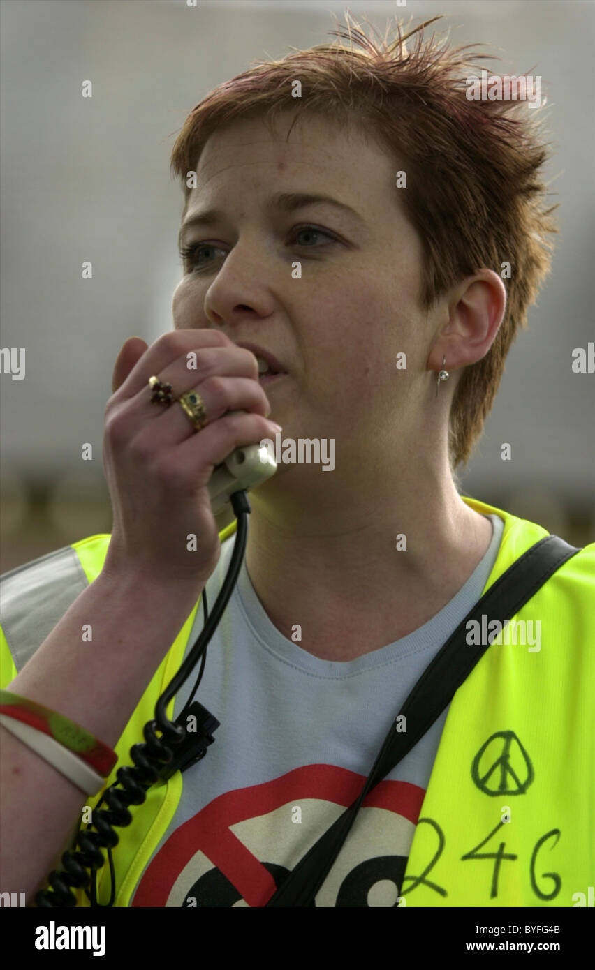 G8 Summit Protest Edinburgh Stock Photos & G8 Summit Protest Edinburgh ...