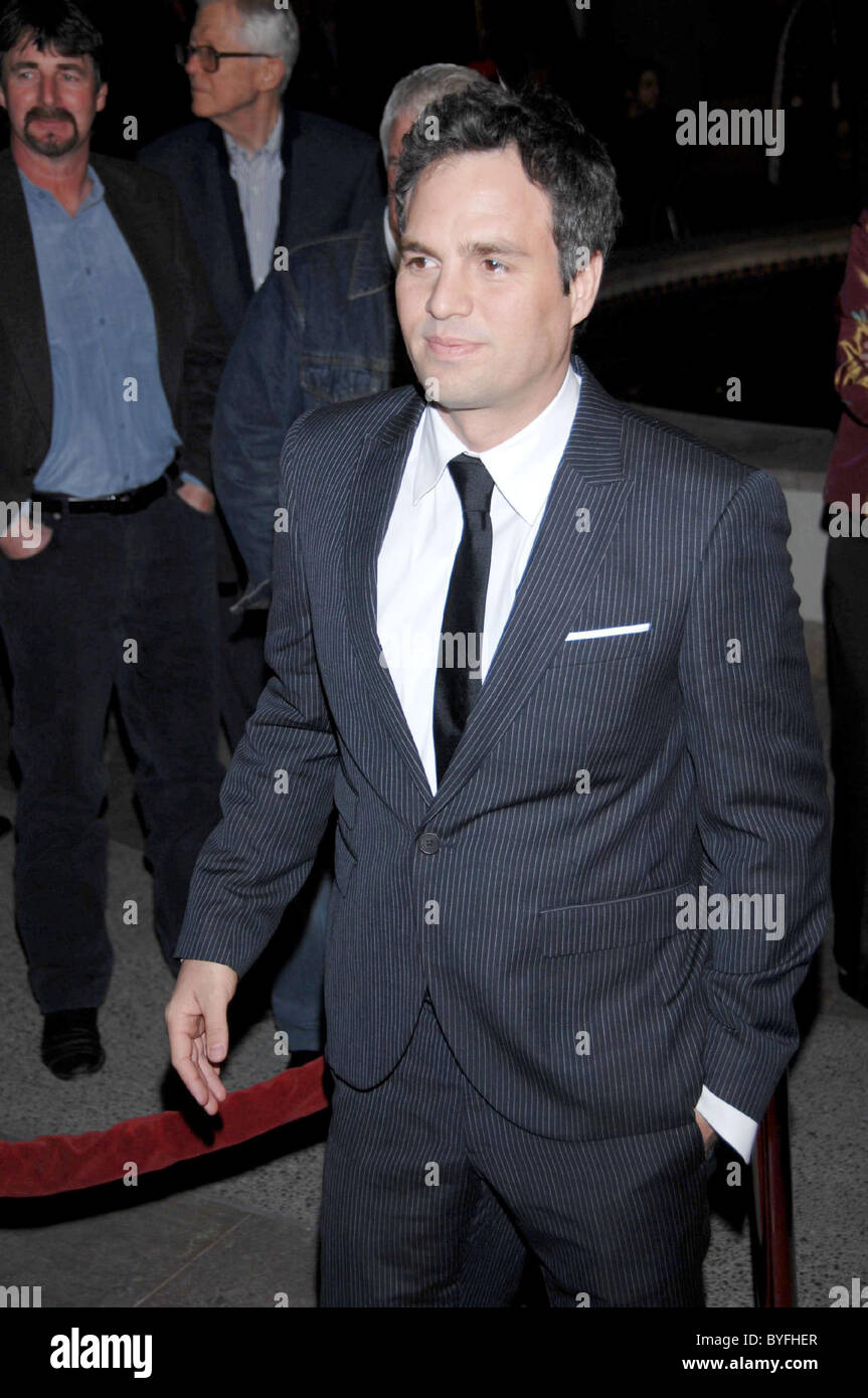 Mark Ruffalo Los Angeles Premiere of 'Zodiac' held at the Paramount ...