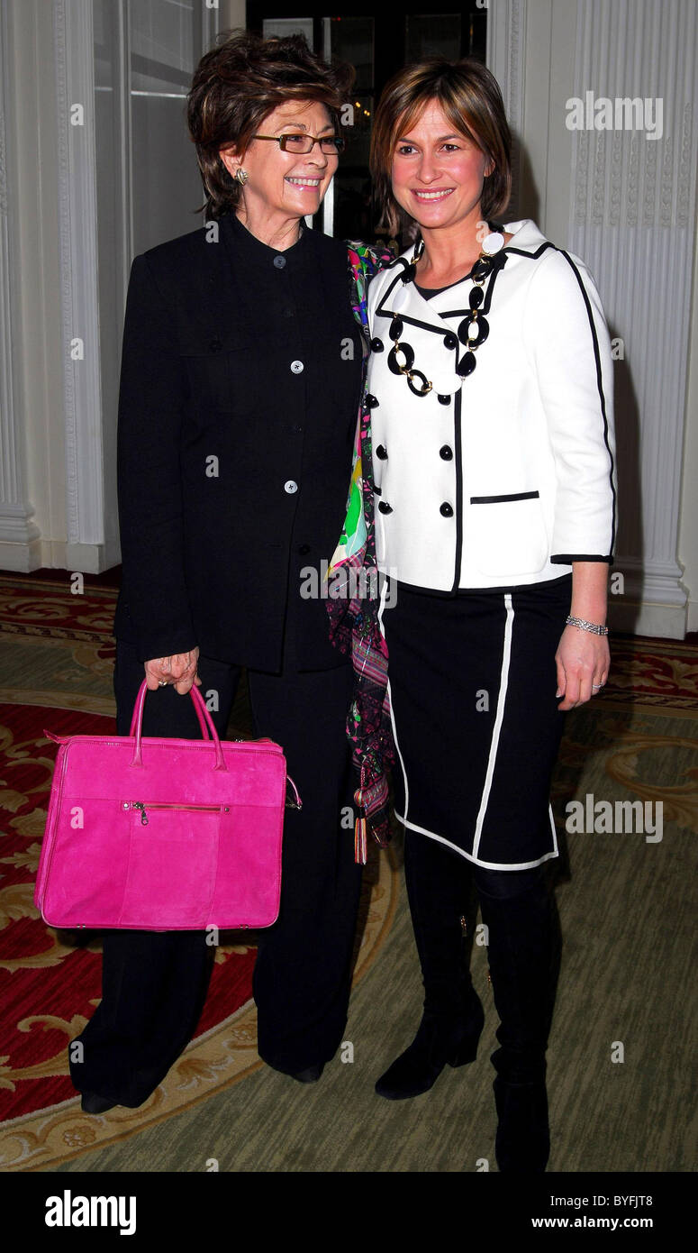 Nanette newman hi-res stock photography and images - Alamy