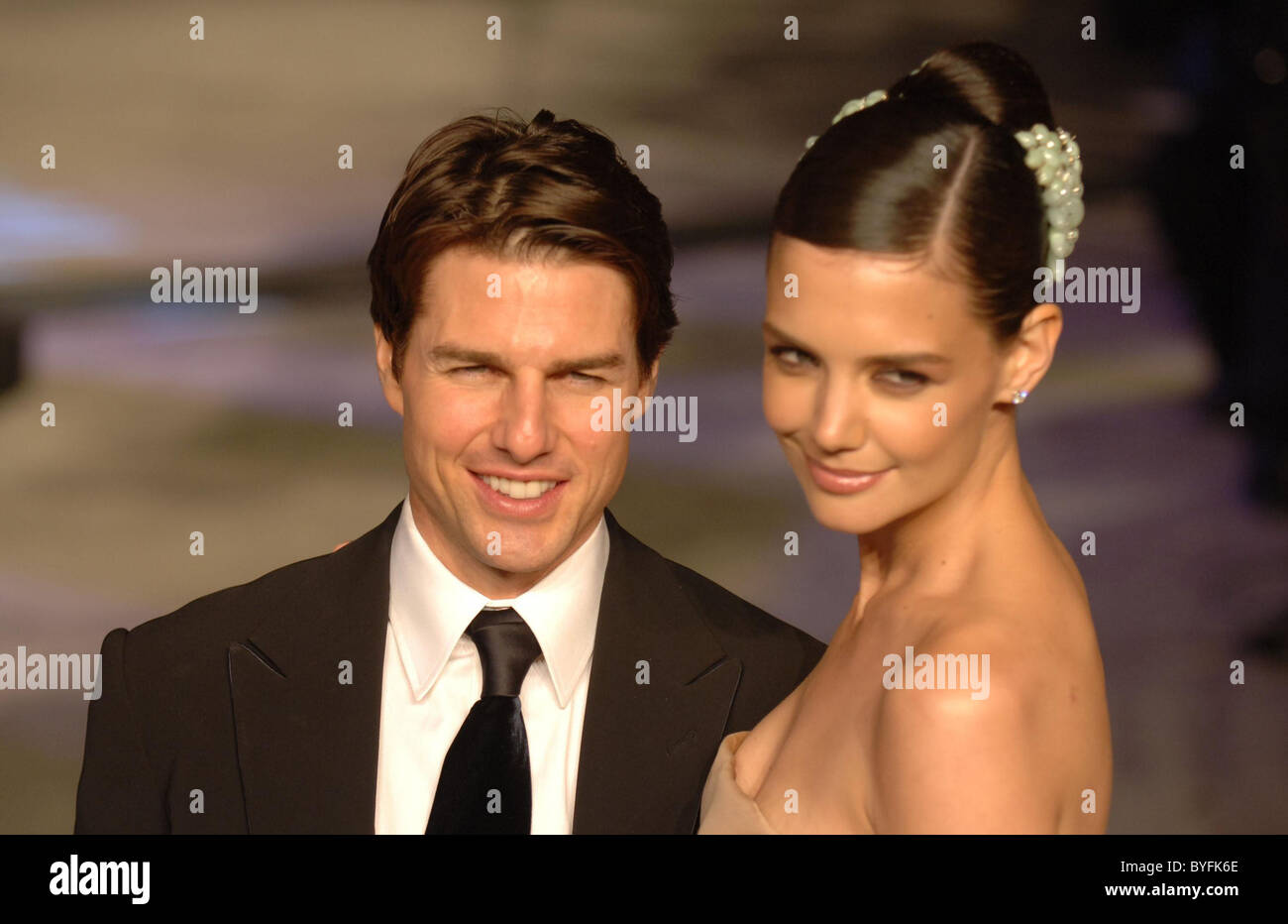 One Time Celebrity Couple Cruise And Holmes Nyt