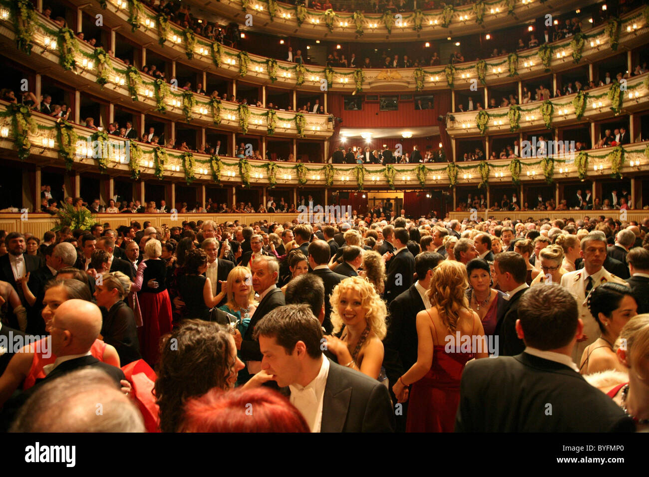 Atmosphere Annual Vienna Opera Ball (Wiener Opernball) at the State ...