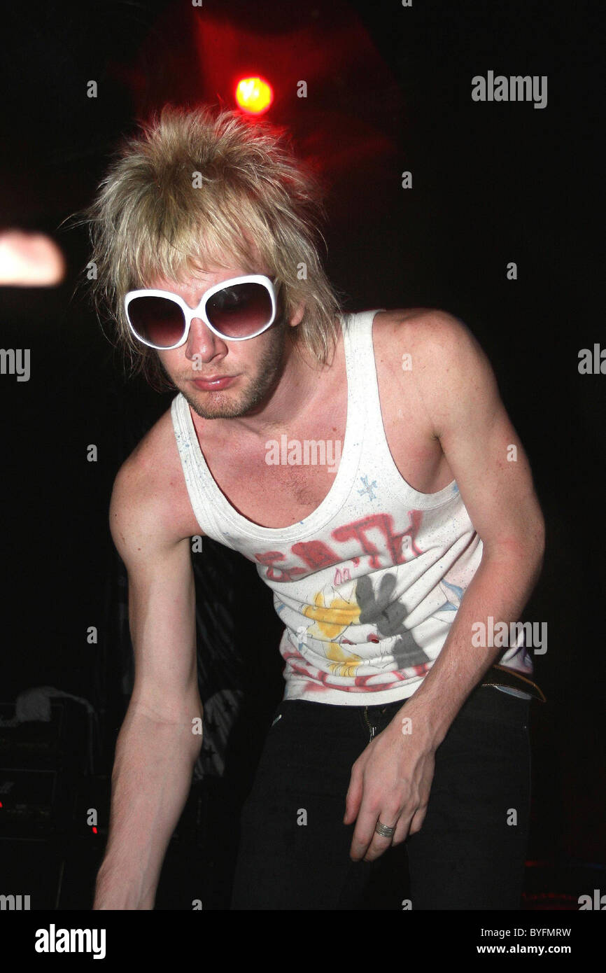 Donny Tourette of Towers Of London performing at at Barfly Liverpool ...