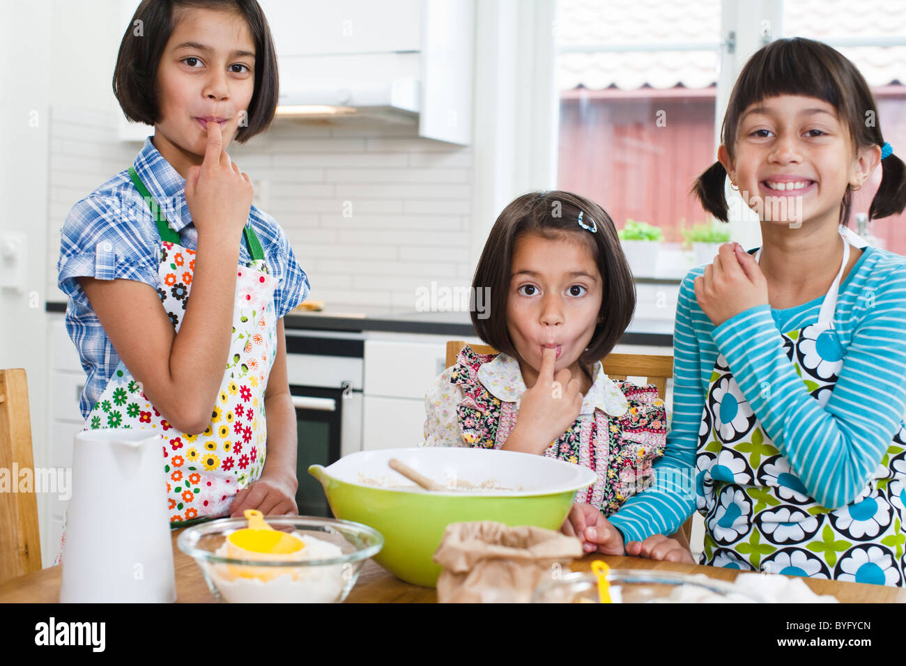 Happy baking portrait kids hi-res stock photography and images - Alamy