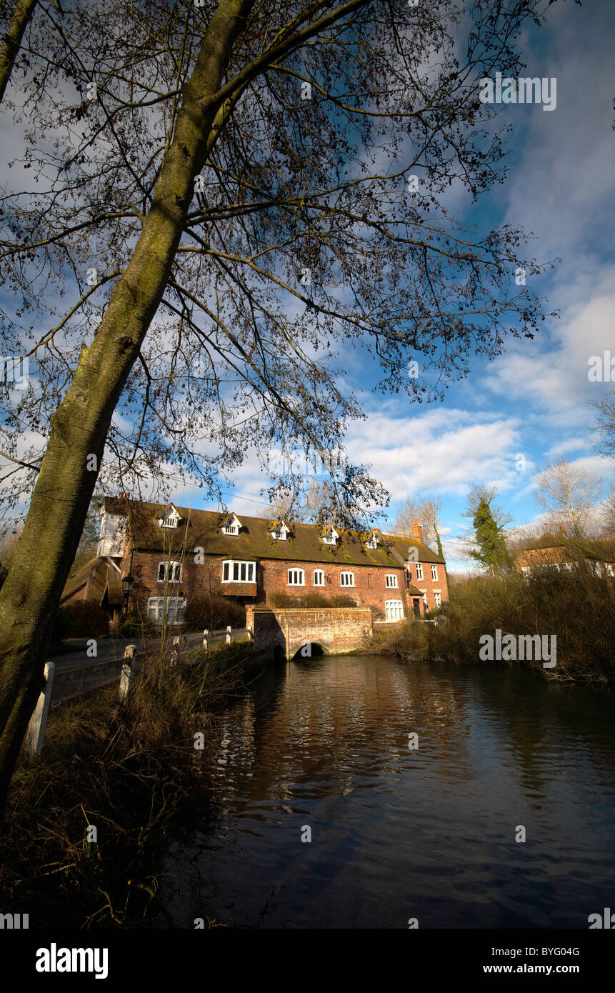 Denford Millhouse Hungerford Berkshire England UK Mill House River ...