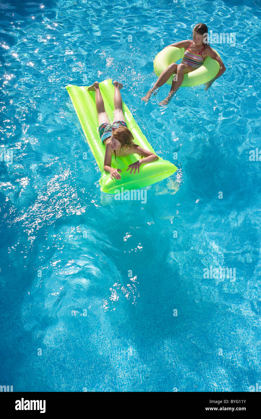 Children swimming in swimming pool Stock Photo - Alamy