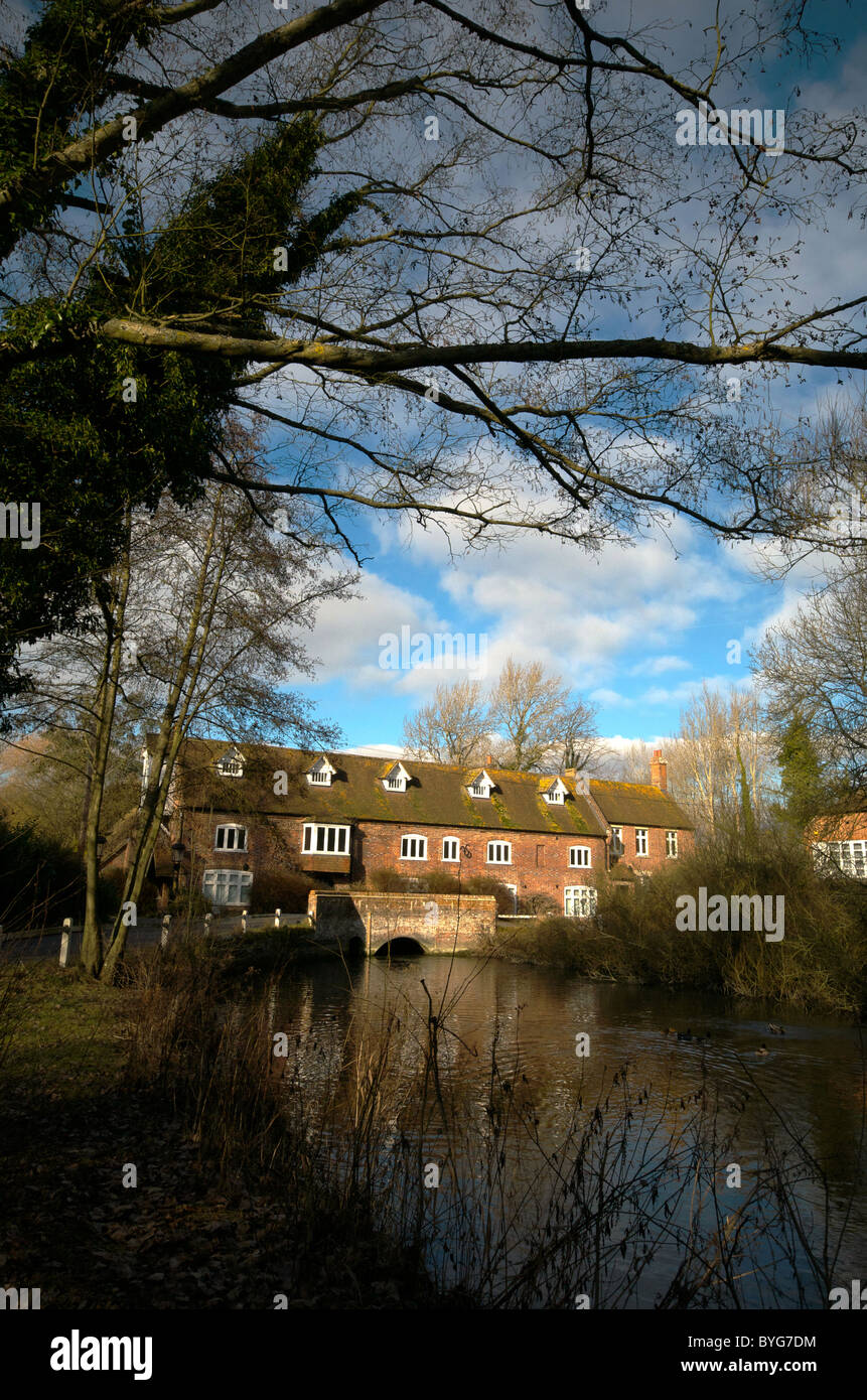 Denford Millhouse Hungerford Berkshire England UK Mill House River ...