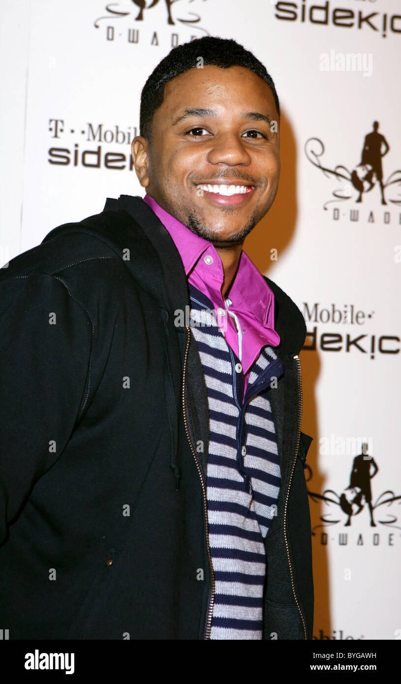 Hosea Sanchez T-Mobile Debuts the Newest Limited Edition Sidekick 3 'D ...