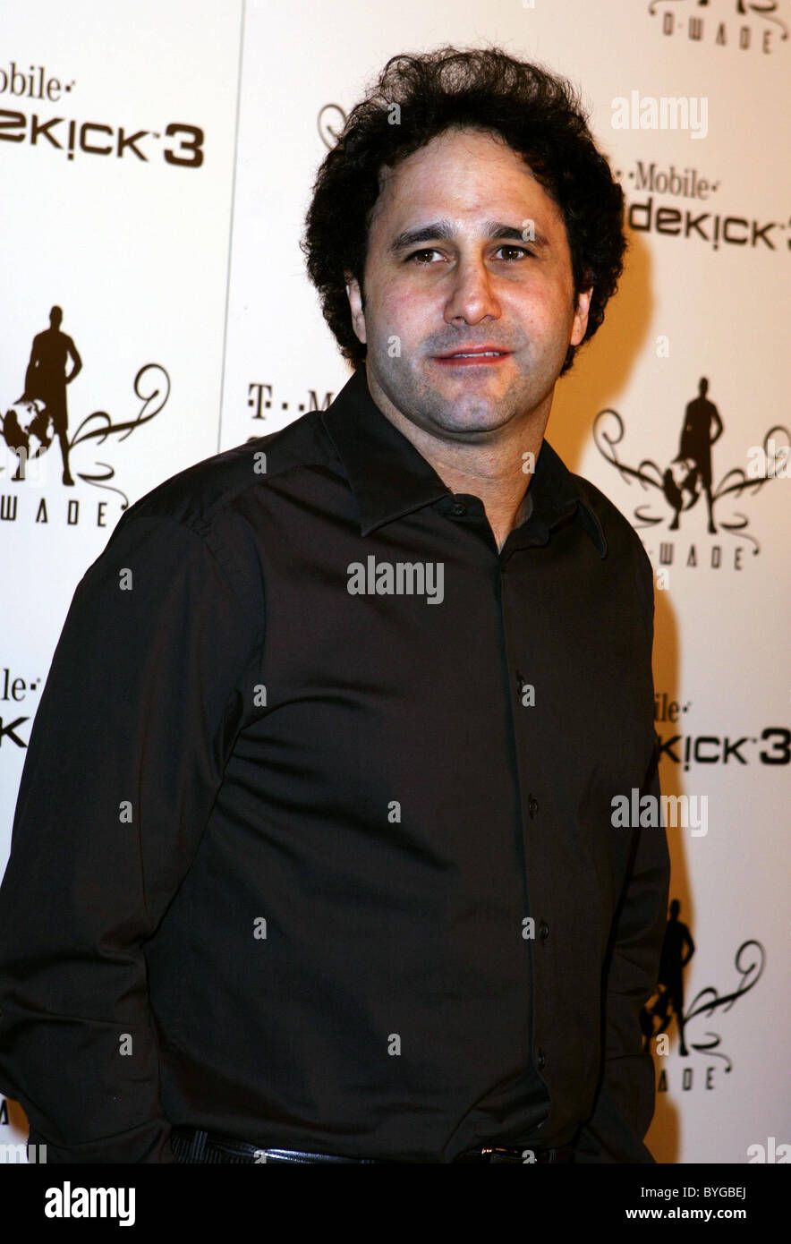 George Maloof T-Mobile Debuts the Newest Limited Edition Sidekick 3 'D ...