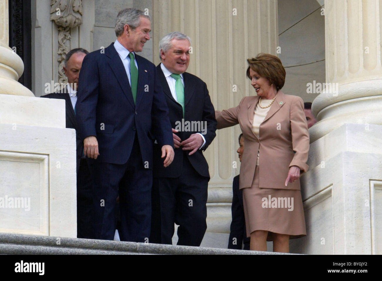 Bertie ahern george bush nancy hi-res stock photography and images - Alamy