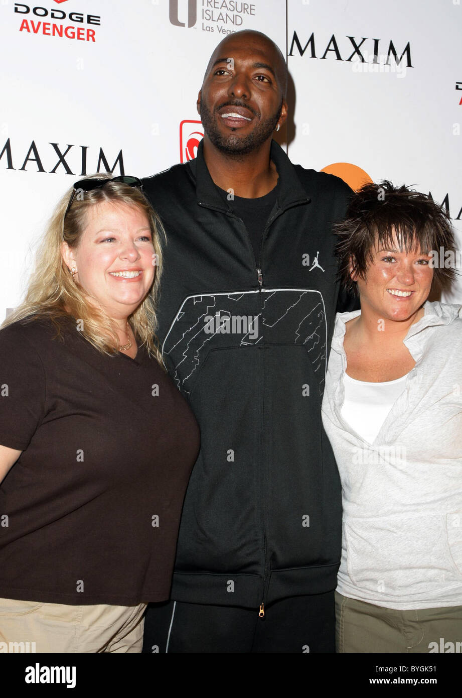 John Salley with contestants Maxim Extreme Hoops hosted by John Salley ...