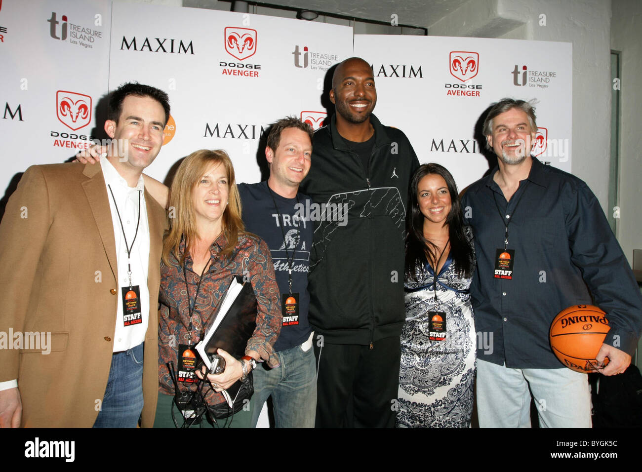 John Salley with contestants Maxim Extreme Hoops hosted by John Salley ...