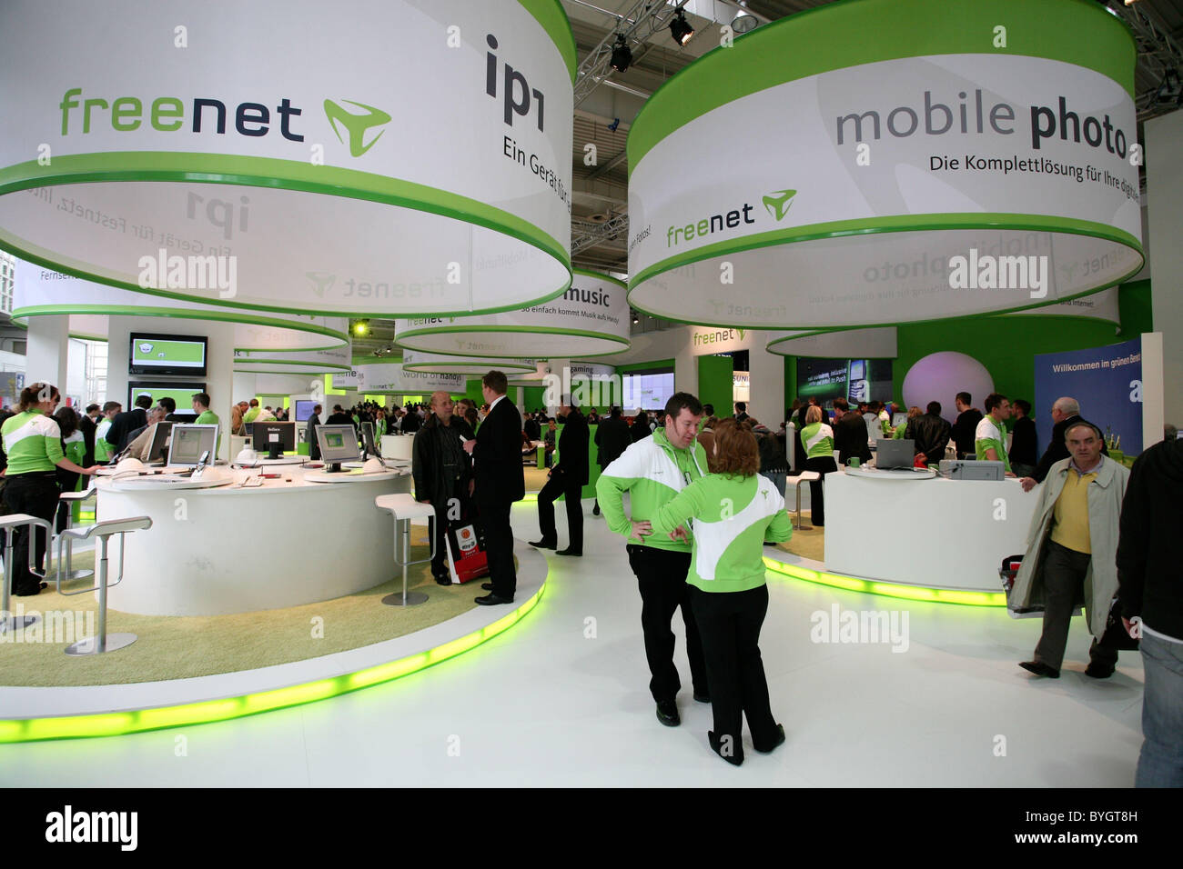 Atmosphere at the CeBIT 2007, the world's largest computer fair ...