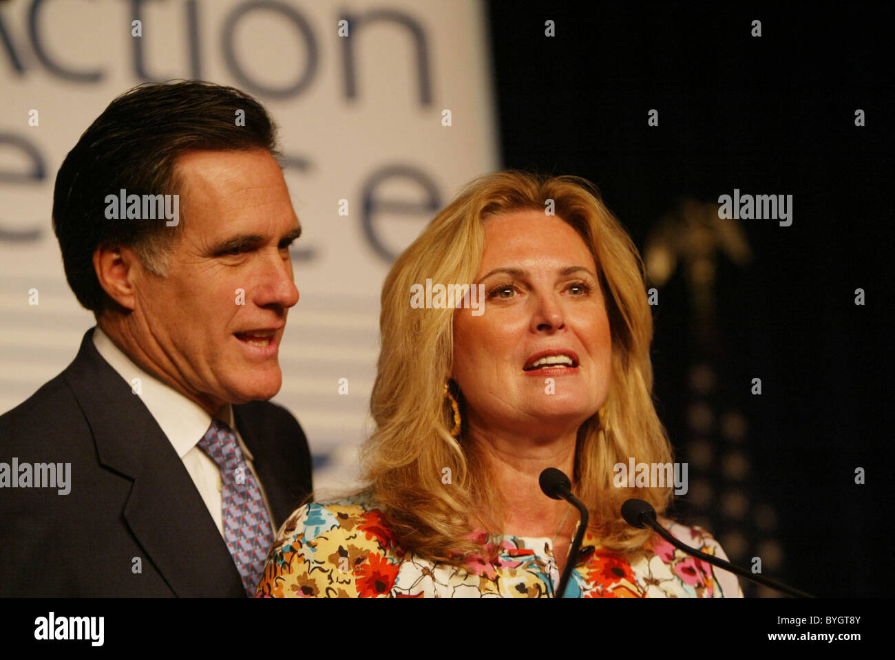 Mitt and Mrs Romney Conservative Political Action Conference (CPAC ...