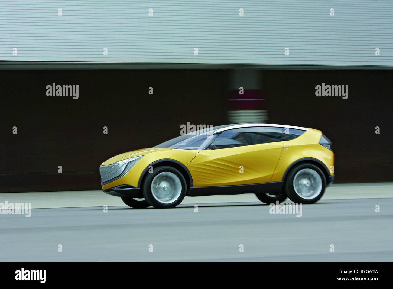 The Mazda Hakaze Concept Car Mazda Motor Corporation has showcased the ...