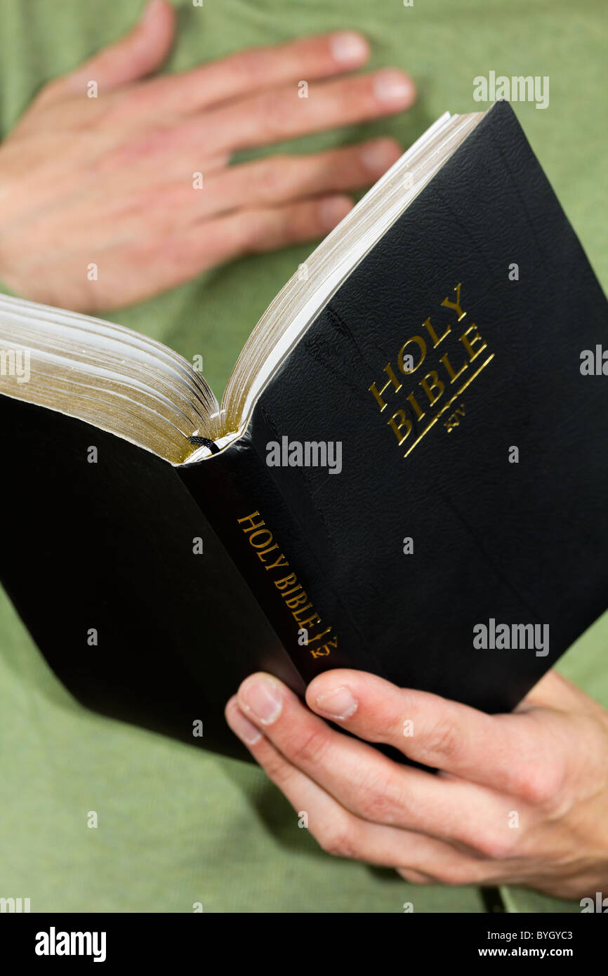 Preaching the Holy Bible Stock Photo - Alamy