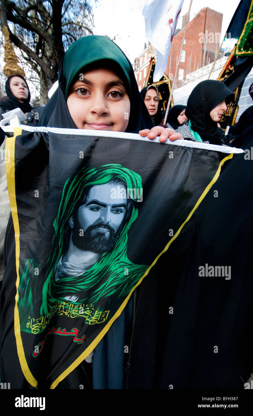 Shia muslims hi-res stock photography and images - Alamy