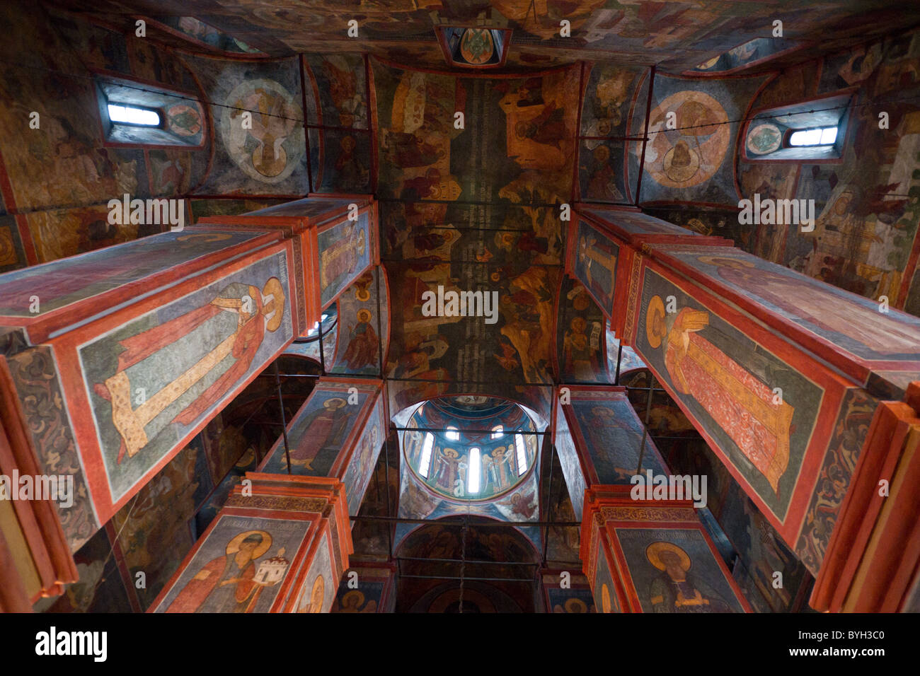 Interior of Smolensky cathedral at Novodevichy monastery in Moscow ...