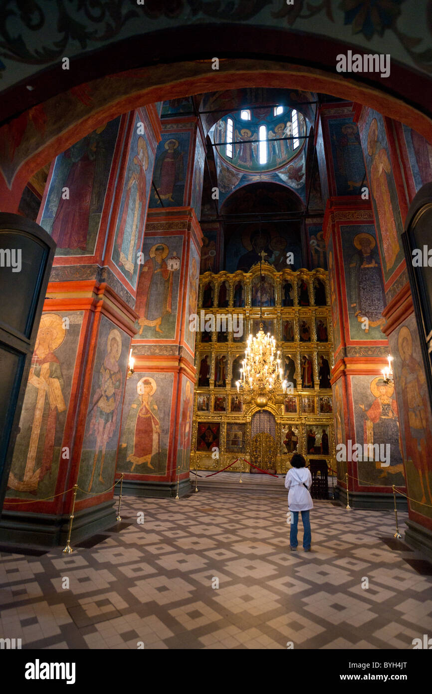 Interior of Smolensky cathedral at Novodevichy monastery in Moscow ...