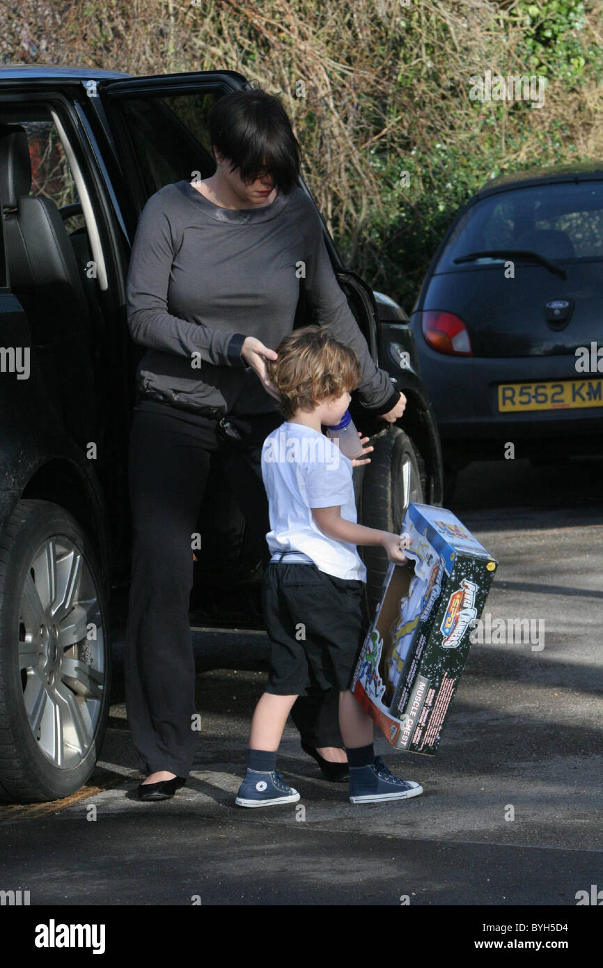 Jade Goody and her son Bobby Jack Jade gives Bobby a Power Rangers toy ...