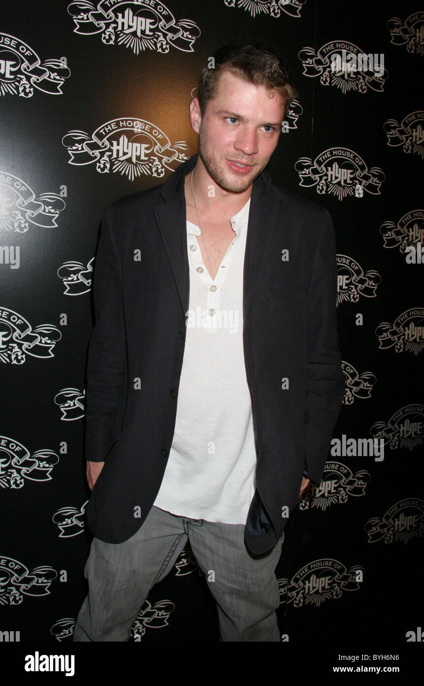 Ryan Phillippe The House of Hype: Post-Grammy Celebration with DJ AM ...