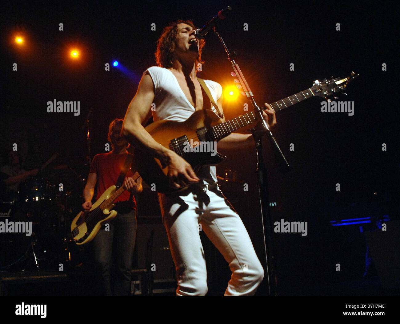 Razorlight - Johnny Borrell Voice of Slavery concert held at the Forum ...