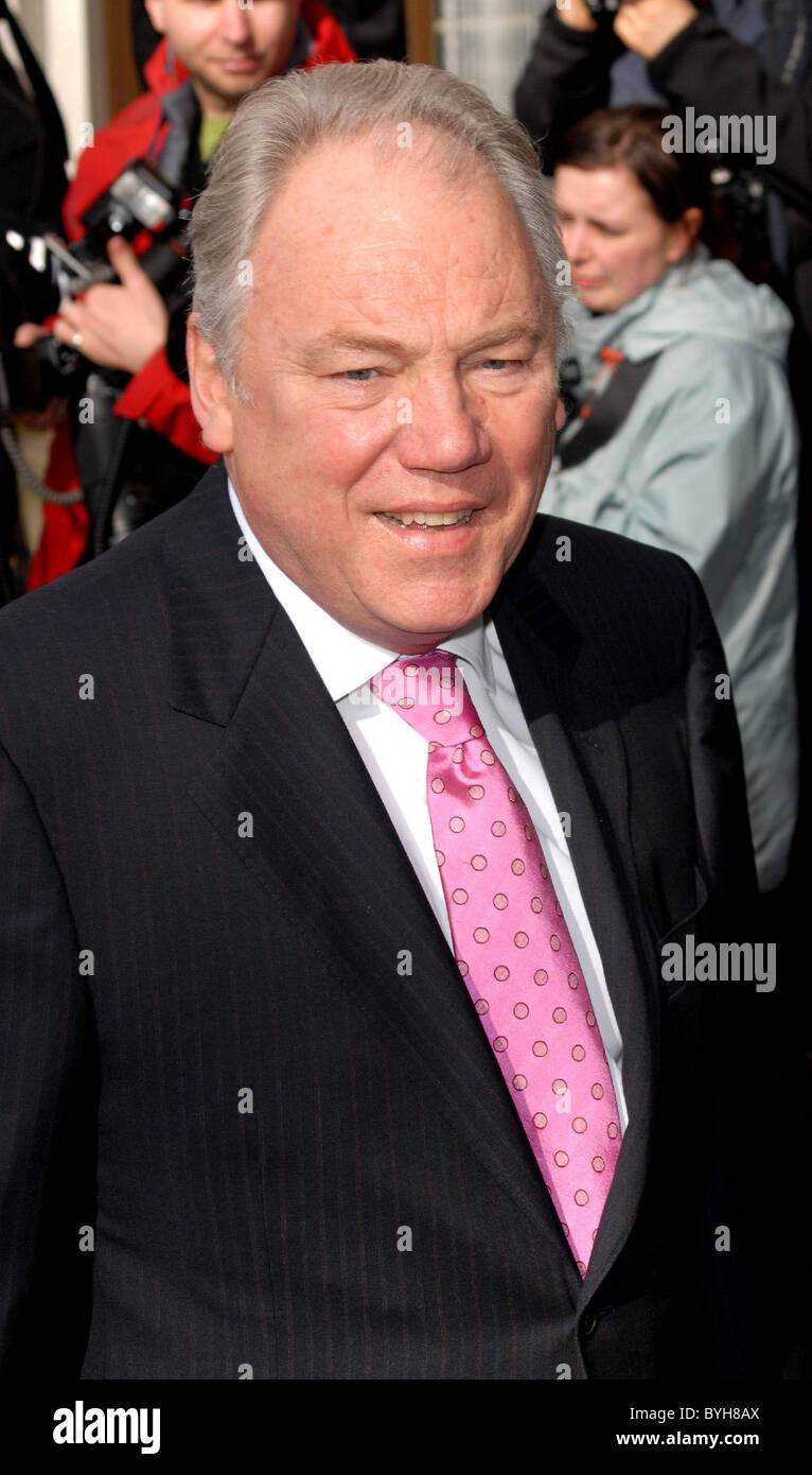 Peter sissons hi-res stock photography and images - Alamy