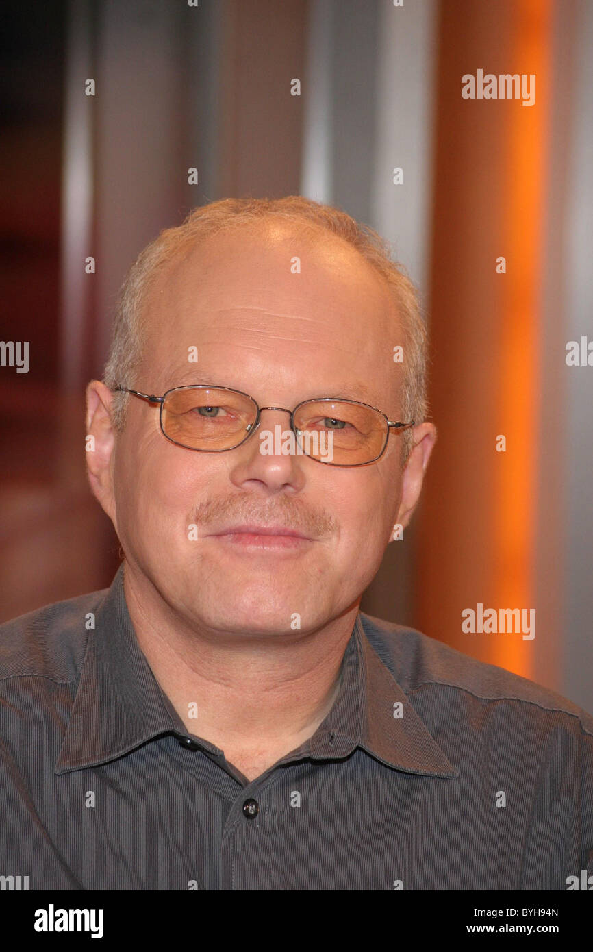 Norbert Rosing on German talkshow Johannes B. Kerner Show at HH1-Studio ...