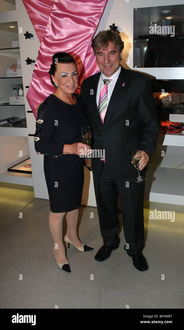 Maria Brauner, Prof. Dr. Untch, Celebrity Catwalk in aid of Brustkrebs ...