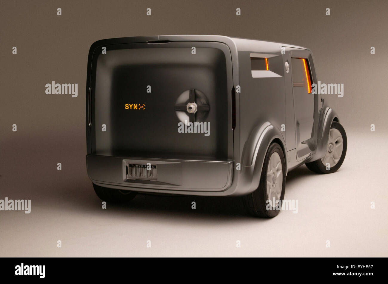 Ford Synus - Mobile Home Concept Step aside Humvees - this is surely ...
