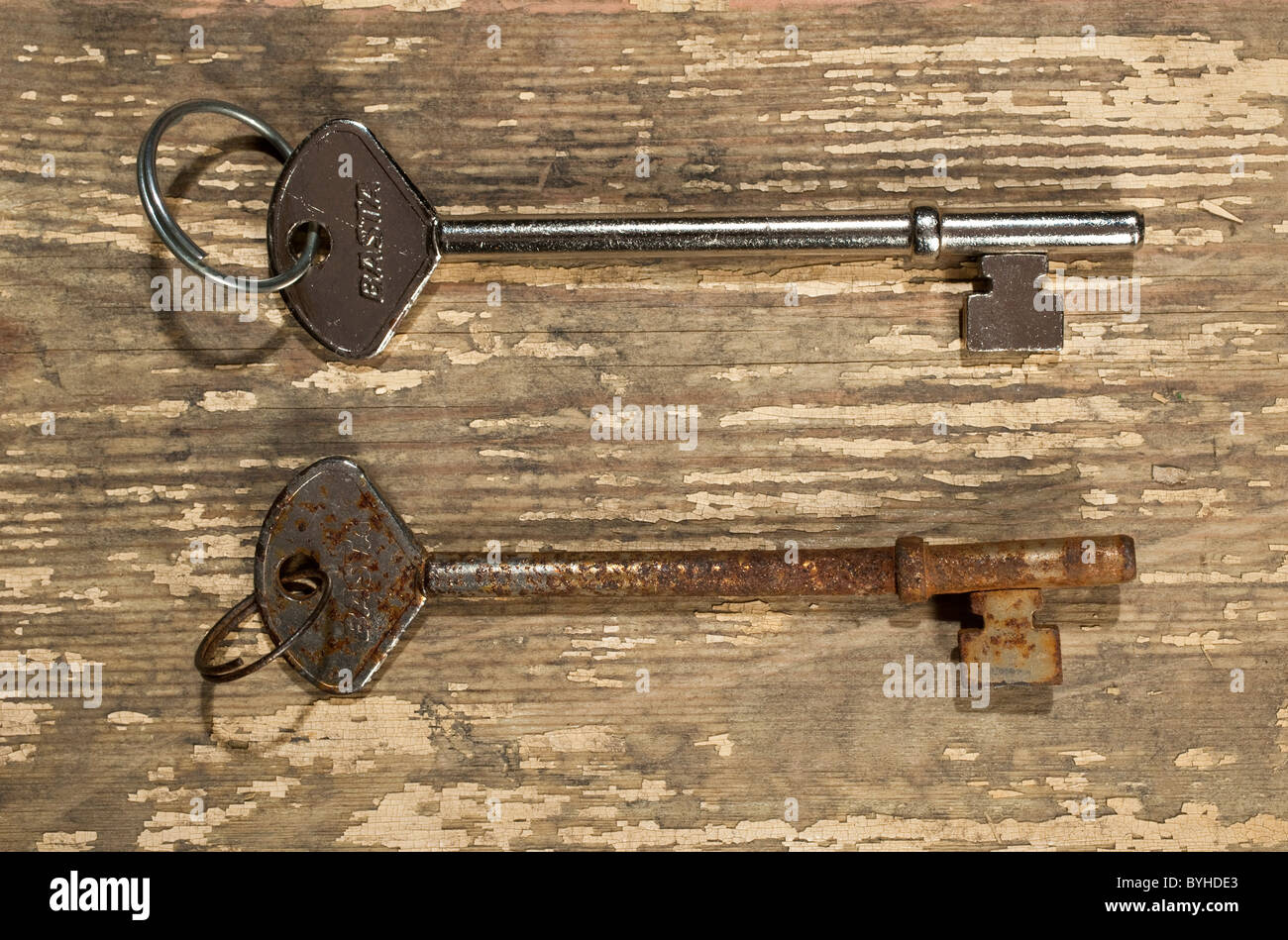 Rusting key hi-res stock photography and images - Alamy