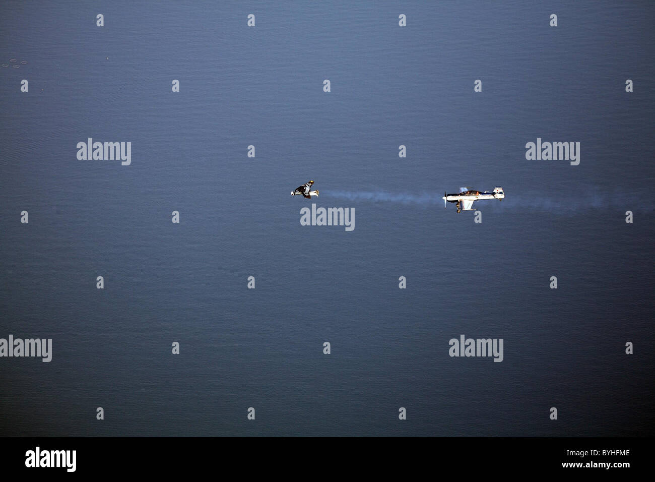 JET MAN: SOARING NEW HEIGHTS! A Swiss pilot has turned himself into a ...