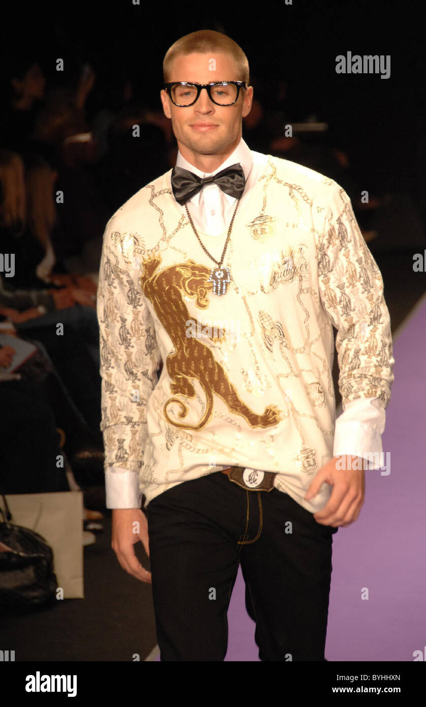 Mercedes-Benz Fall 2007 LA Fashion Week at Smashbox Studios - Christian ...