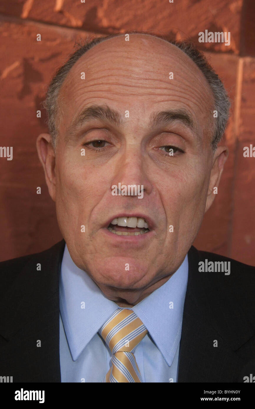 Rudy Giuliani in town for a fundraiser stopped by the Target store at ...