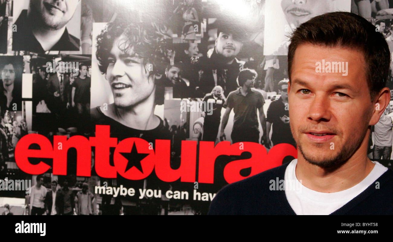 Mark Wahlberg Season premiere of the HBO original series 'Entourage ...