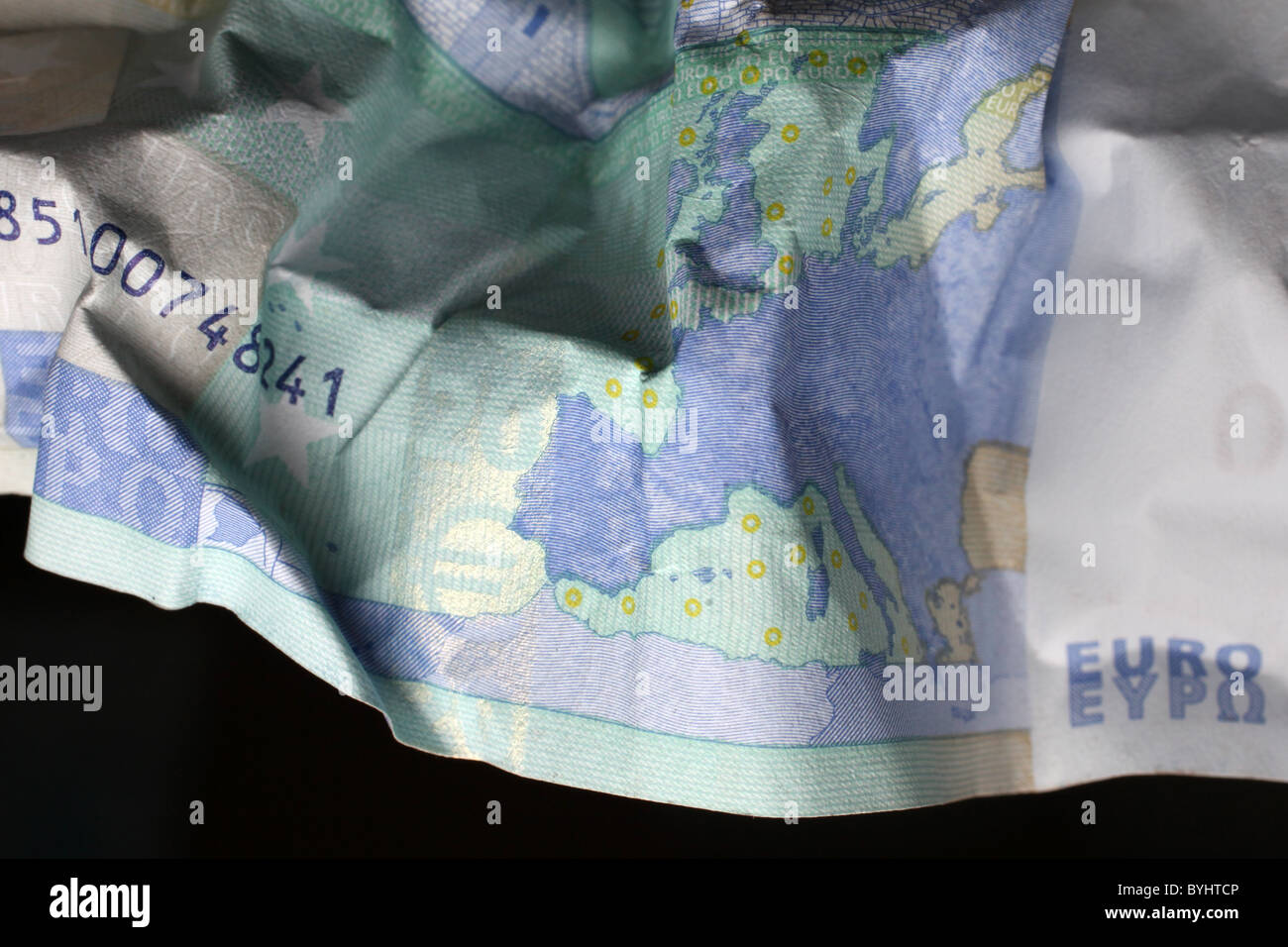 Crumpled twenty euro note Stock Photo - Alamy