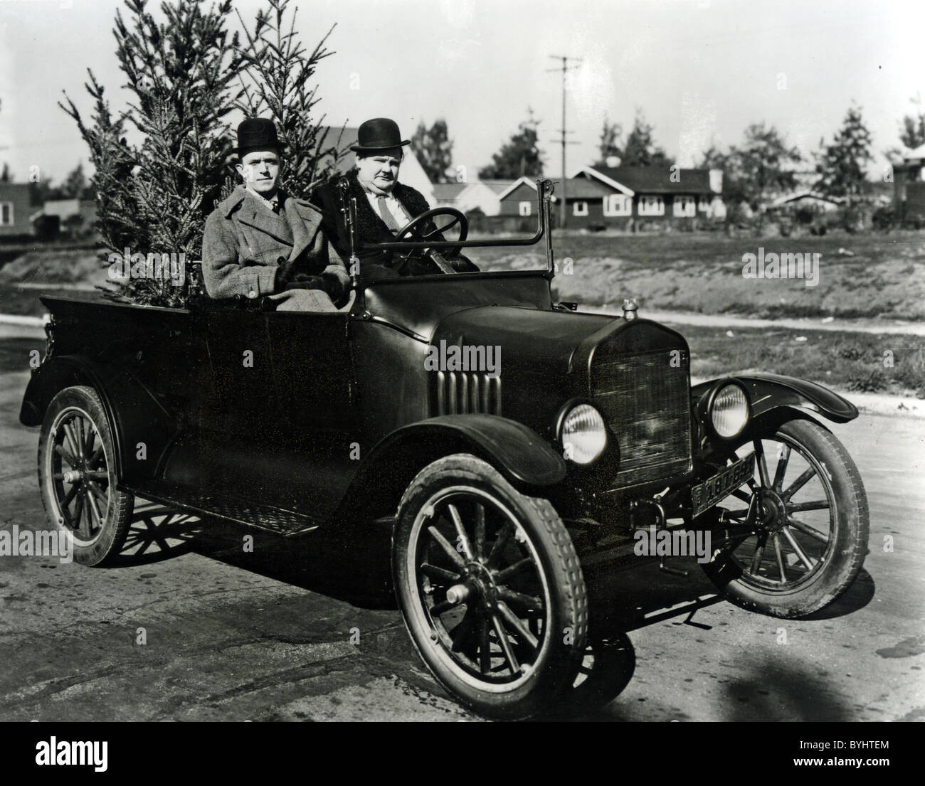 Laurel and hardy car hi-res stock photography and images - Alamy
